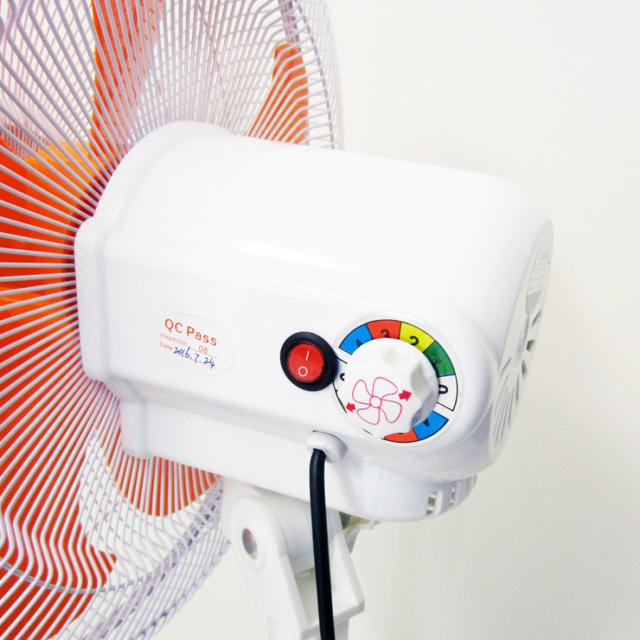 GOLD LUX 18-inch Stand Fan [4 Speed] (White)